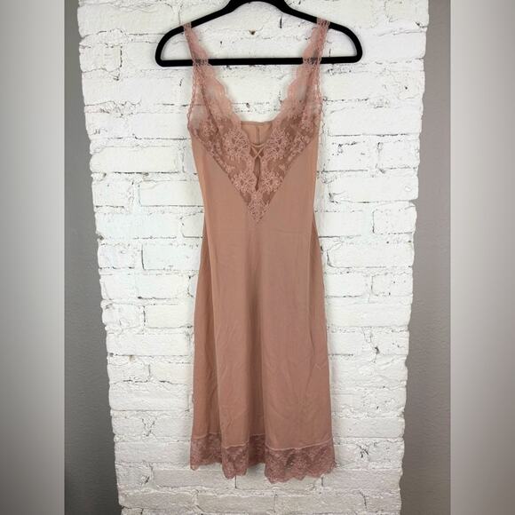 Vintage | Intimates & Sleepwear | Vintage Formfit Rogers 32 Tall Lace ...